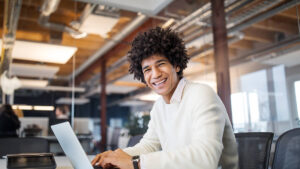 What Is a Sign-on Bonus? | Sign-on Bonus Average and More